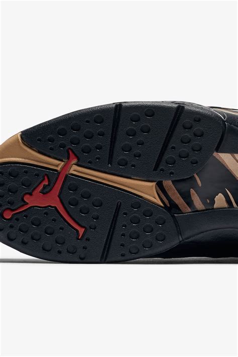 Date De Sortie De La Air Jordan 8 Retro OVO Black Metallic Gold