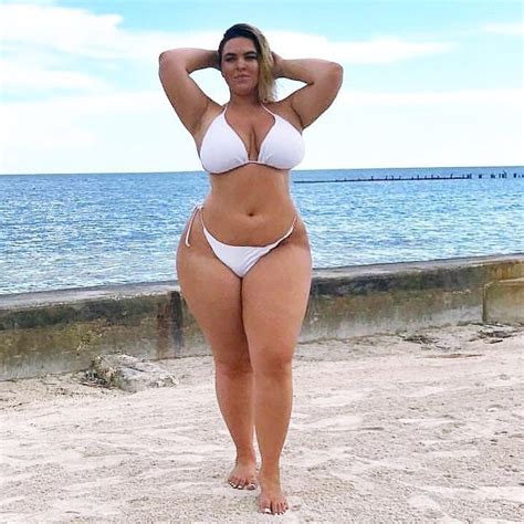 Pin On Plussize Curve