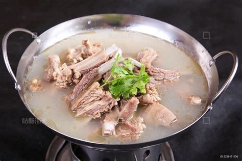 中餐美食 炖菜 清炖羊排 站酷海洛 正版图片 视频 字体 音乐素材交易平台 站酷旗下品牌
