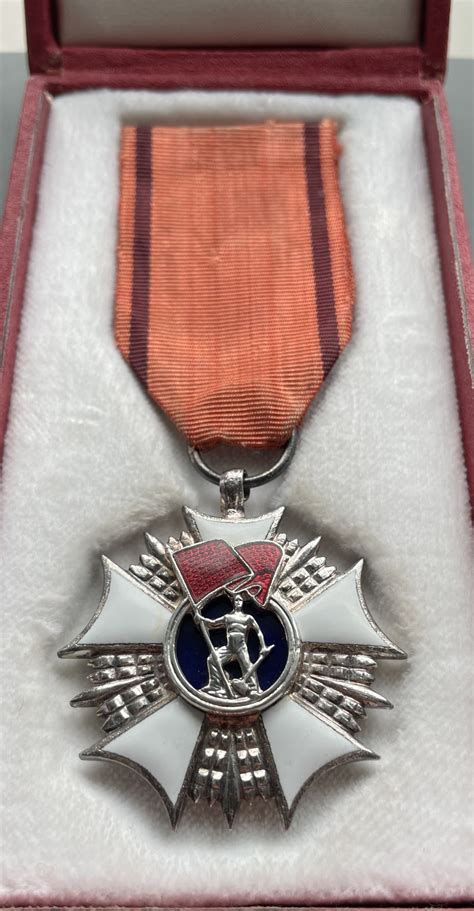Prl Order Sztandaru Pracy Niska Cena Na Allegro Pl