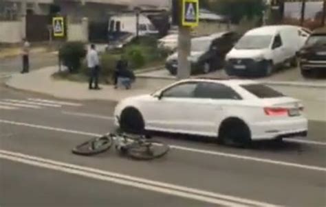 Accident Grav In Capitala Un Tanar A Ajuns La Spital Dupa Ce A Fost