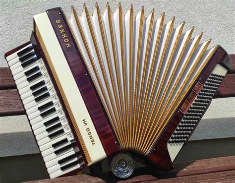 Akordeon Hohner Tango VM 120 basów z Musette Kraków Bieżanów Prokocim