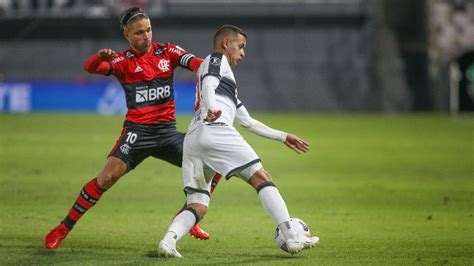 Flamengo x Olimpia onde assistir horário escalações e arbitragem