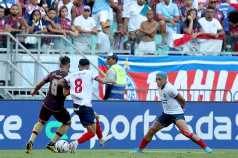como é que tá o jogo do bahia