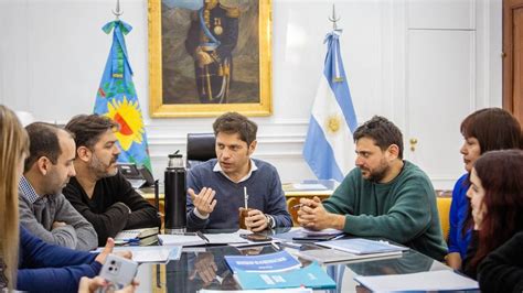 Axel Kicillof se reunió con Juan Grabois para afinar la estrategia de