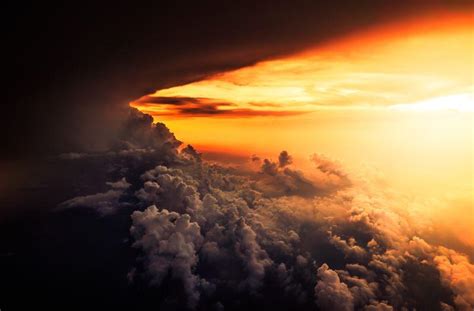 天空自然美景图片 蓝天中的云和太阳素材 高清图片 摄影照片 寻图免费打包下载