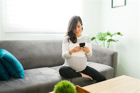 La Gravidanza Raccontata Attraverso I Social Stimolazione Infantile