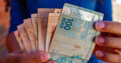 Lista OFICIAL de pagamentos da CAIXA é liberada descubra se você faz