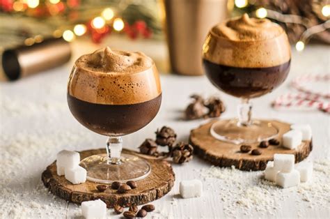 Aprende cómo preparar delicioso carajillo En 3 pasos