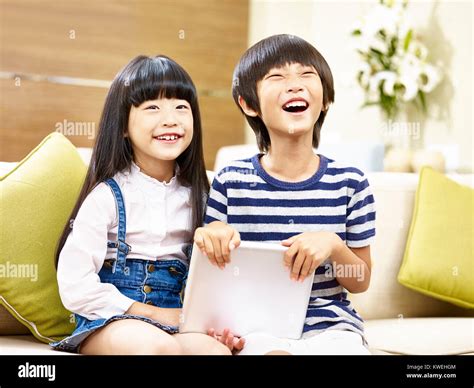 Mignonne Enfants Banque De Photographies Et Dimages Haute R Solution