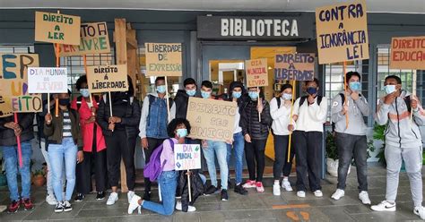 PALAVRAS AO VENTO Bibliotecas Agrupamento Ruy Belo MANIFESTA TE PELA
