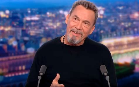 Vidéo Anggun a donné des nouvelles de Florent Pagny dans Télématin