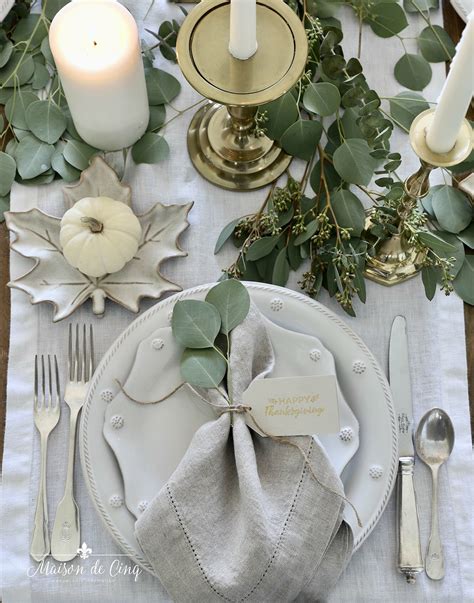 Easy Thanksgiving Table Setting In Shades Of Gold White