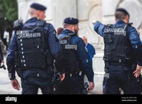 Italian Carabinieri Gendarmerie Nationale De L Italie Escouade De L