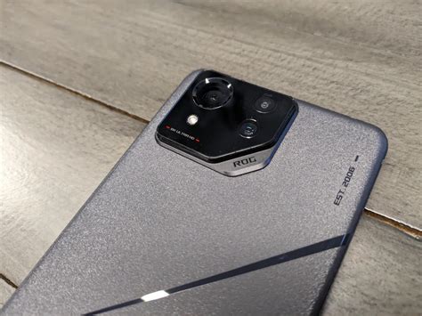 ROG Phone 8 Pro هاتف جديد من Asus لهواة الألعاب مجلة عالم التكنولوجيا