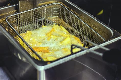 Où jeter de l huile de friture usagée Lovimo