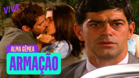 RAFAEL VÊ SERENA E GUTO AOS BEIJOS EM ARMAÇÃO DE CRISTINA ALMA GÊMEA