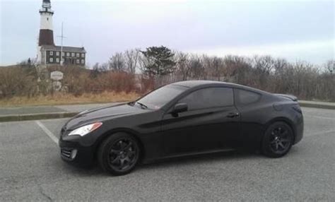 Black Hyundai Genesis Coupe Track Coupe Door L