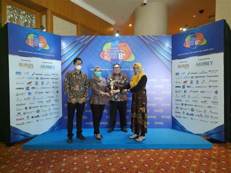 PT Indra Karya Raih Penghargaan Creative Digital Media Republika Online
