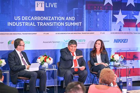 Ministro Rómulo Mucho Perú está en capacidad de proveer de minerales a
