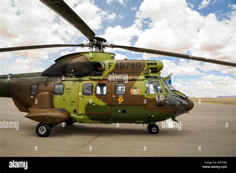 Airbus Military helicóptero con matrícula FAB 780 de la Fuerza Aerea