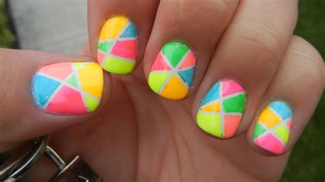 Geometric nails 5 diseños de uñas que deberías intentar esta primavera