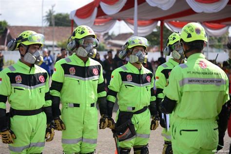 PTBA Gelar The 1st South Sumatera Fire And Rescue Challenge PT Bukit