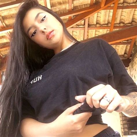 Pin Em MINAS Garotas Mulheres Rosto