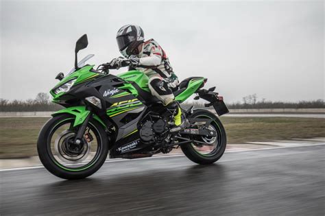 Kawasaki Ninja 400 velocità massima