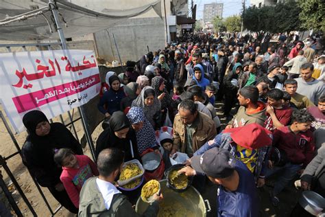 Des dizaines de personnes meurent dans la bousculade humanitaire à Gaza