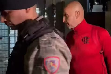 Flamengo demite preparador físico que agrediu Pedro Sampaoli acerta