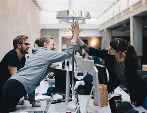 Cuándo debes darte de alta como autónomo si vas a crear una empresa