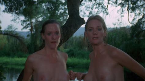 Lynette Nude And Leigh Harris Nude Twins Hot And Wet Sorceress 1982