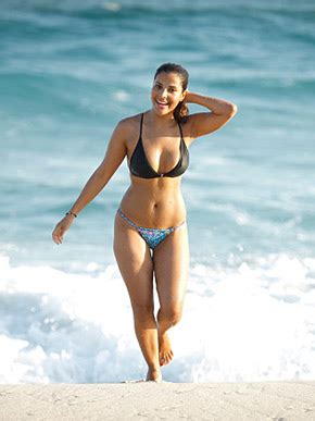 Naked Gyselle Soares Added By Benh
