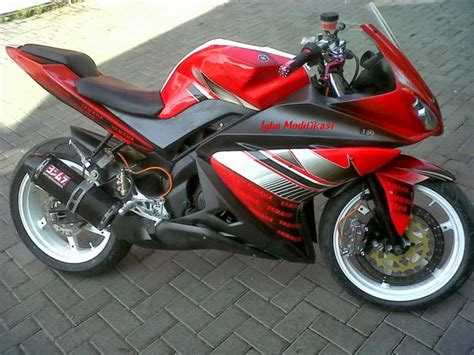 Modifikasi Ninja Fi Street Fighter Thecitycyclist