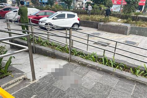 Nhân viên ngân hàng rơi từ tầng 24 chung cư 2sao