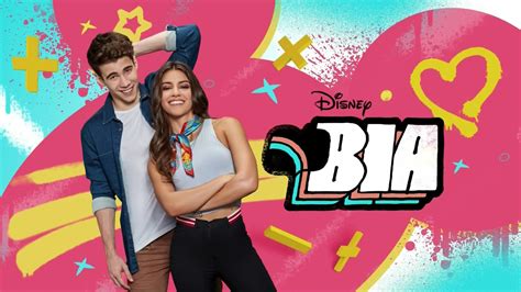 Bia Conheça a série do Disney Channel Entretetizei