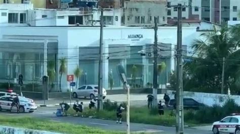 Homem é preso e outro morre após troca de tiros e perseguição policial