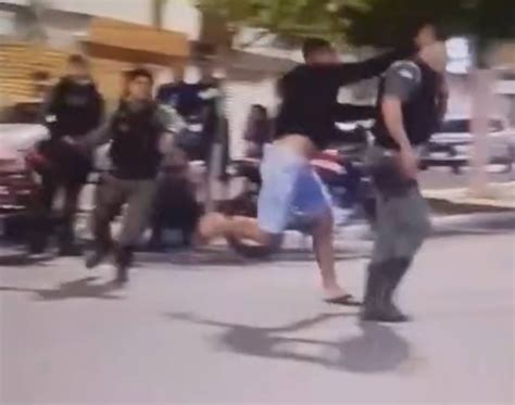 Vídeo Homem agride policial na rua no Agreste e leva surra Últimas