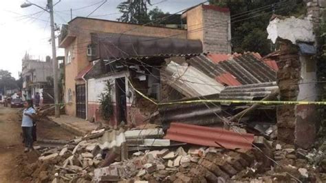 Al menos un muerto por el sismo de 7 7 de magnitud que sacudió el