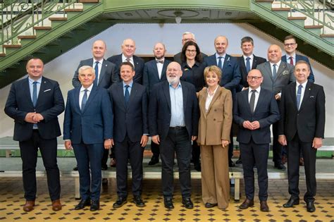 Anna Zalewska On Twitter Rt Annazalewskamep Twarz Pakietu