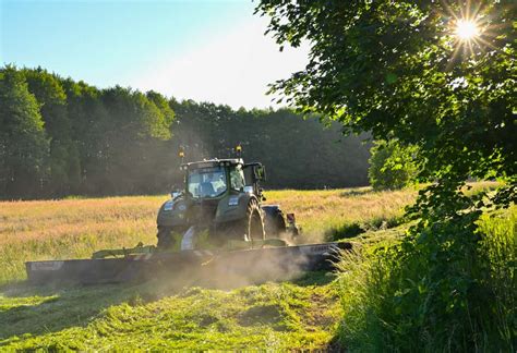 Agrarminister Özdemir plant neue Öko Regelungen für Landwirte ab 2025