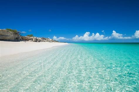 Islas Turcas y Caicos Cómo llegar bandera lugares turísticos y más