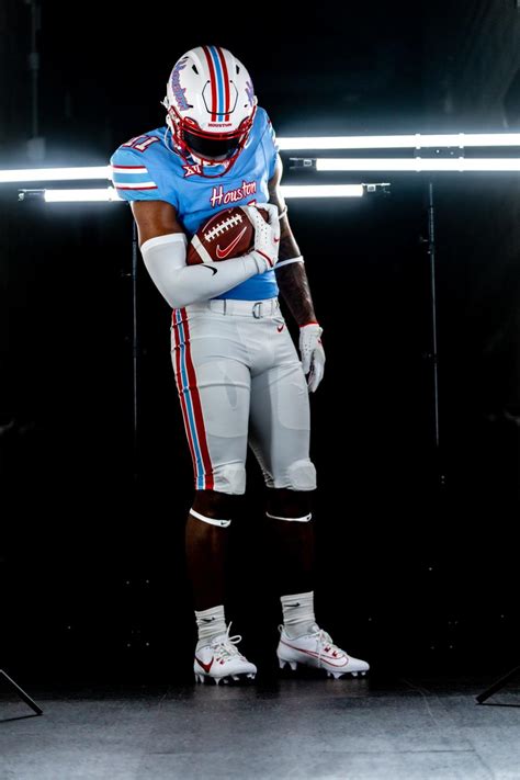 Houston Cougars Football Unveils Baby Blue Alternate Uniforms Honoring