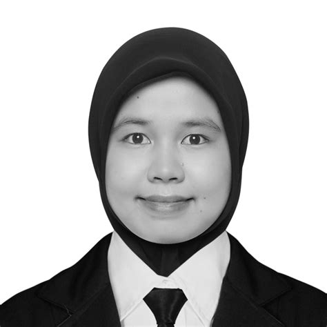 Devi Herlina WISUDA ITSB