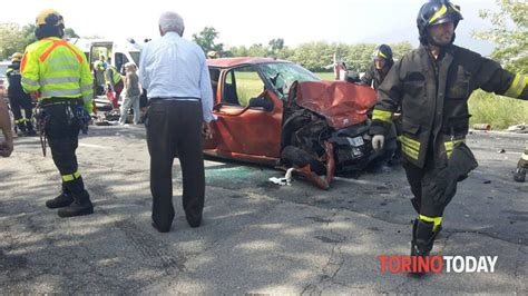 Incidente A San Gillio Tra Bus E Punto Un Morto