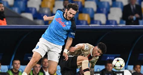 Il Napoli Vola Agli Ottavi