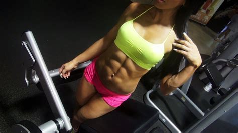 Women Belly Fitness Model Women Indoors Model Gyms Gym Clothes Sports Bra Muscular