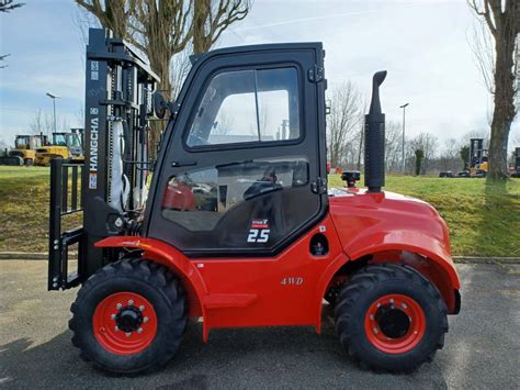 Chariot élévateur tout terrain d occasion en vente sur CAPM Europe