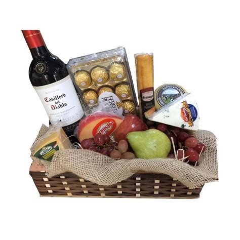 Cesta De Queijos E Vinhos Floricultura Bella Vita